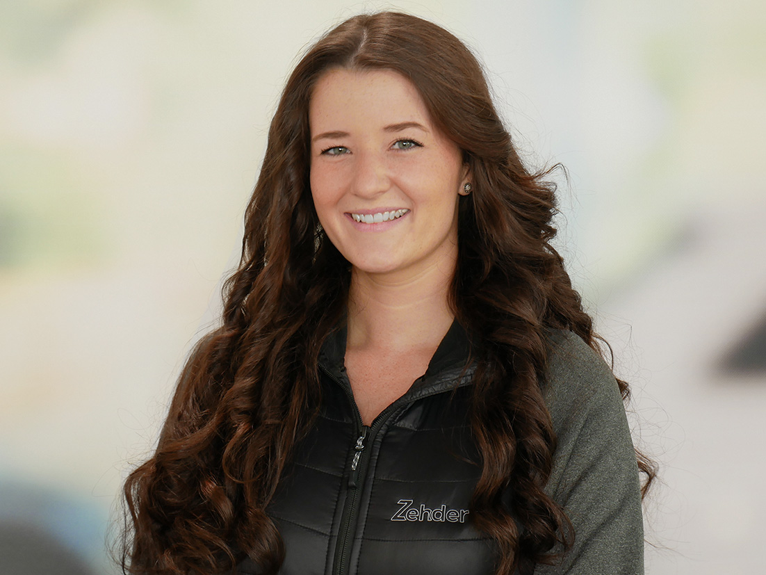 Alexandra Pregler – Autohaus Zehder in Cham